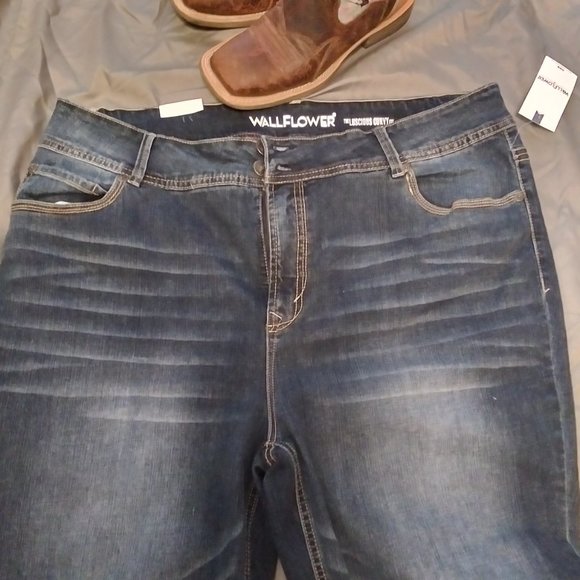 Wallflower | Jeans | New Wtags Wallflower The Luscious Curvyfit Stretch Denim Jeans Size 22 ...
